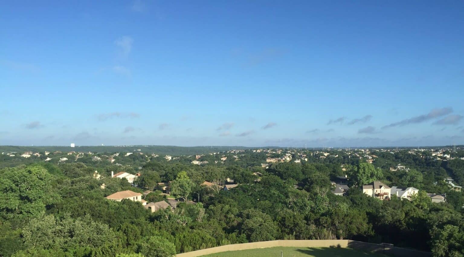 Living in Texas: Pros & Cons + FAQs, By a Local Expert - Serentravelty